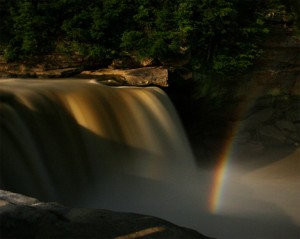 Rainbow Connection: Moon + Water = Beautiful Moonbows | Gadgets ...