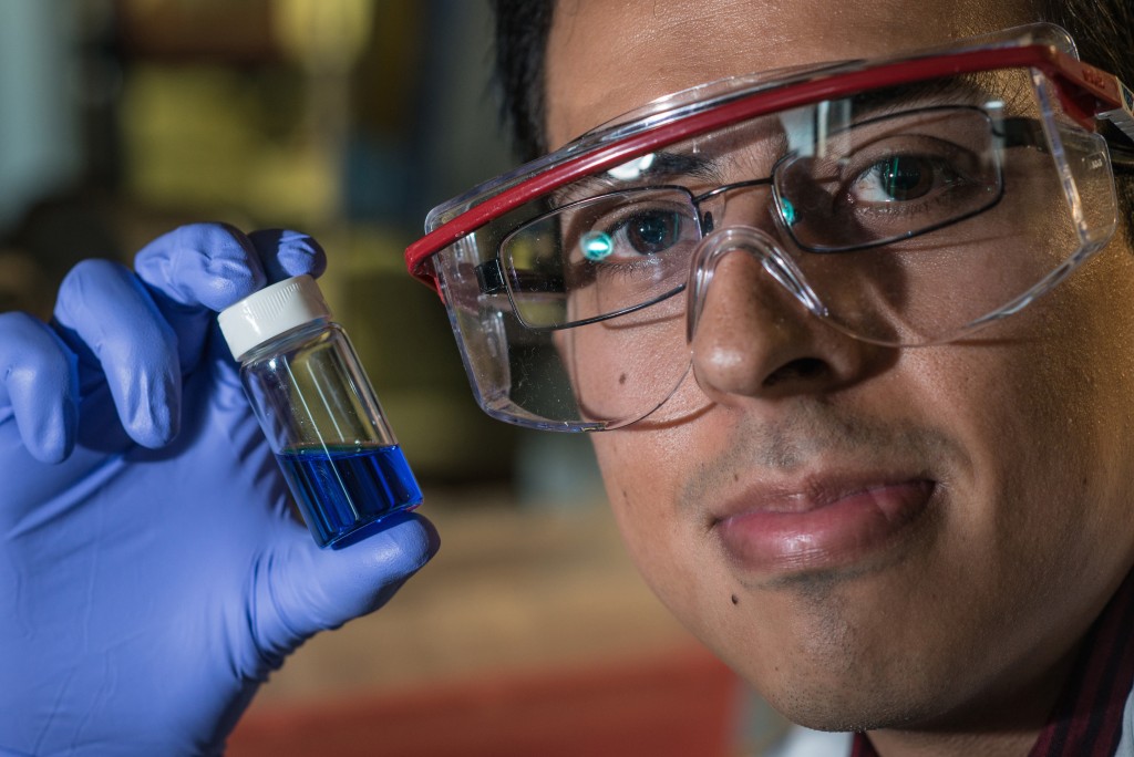 Nanosubmarine: World’s Smallest Sub is Powered by Light | Gadgets ...