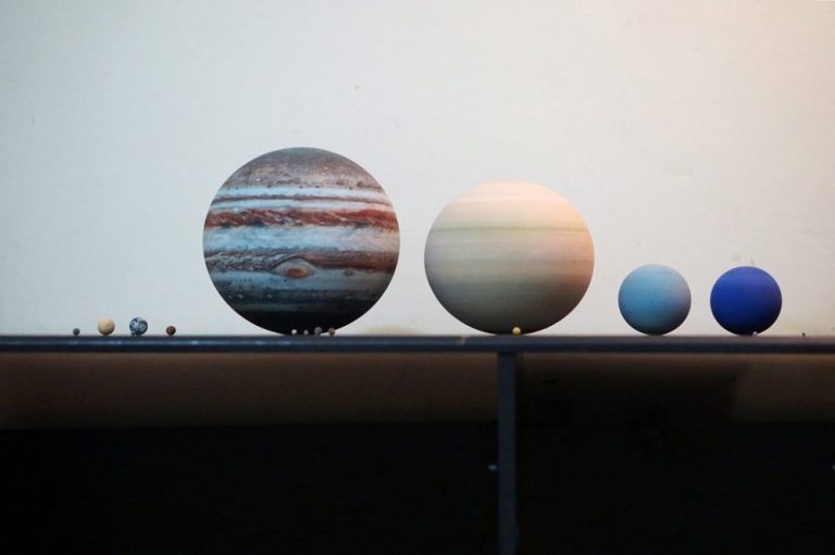 Micro-Planets: 3D-Printed Cosmos Collections for Desktops | Gadgets ...